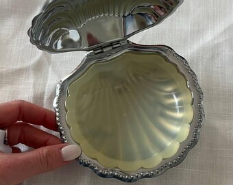 Elegant Vintage Shell-shaped Jewelry Box - Etsy