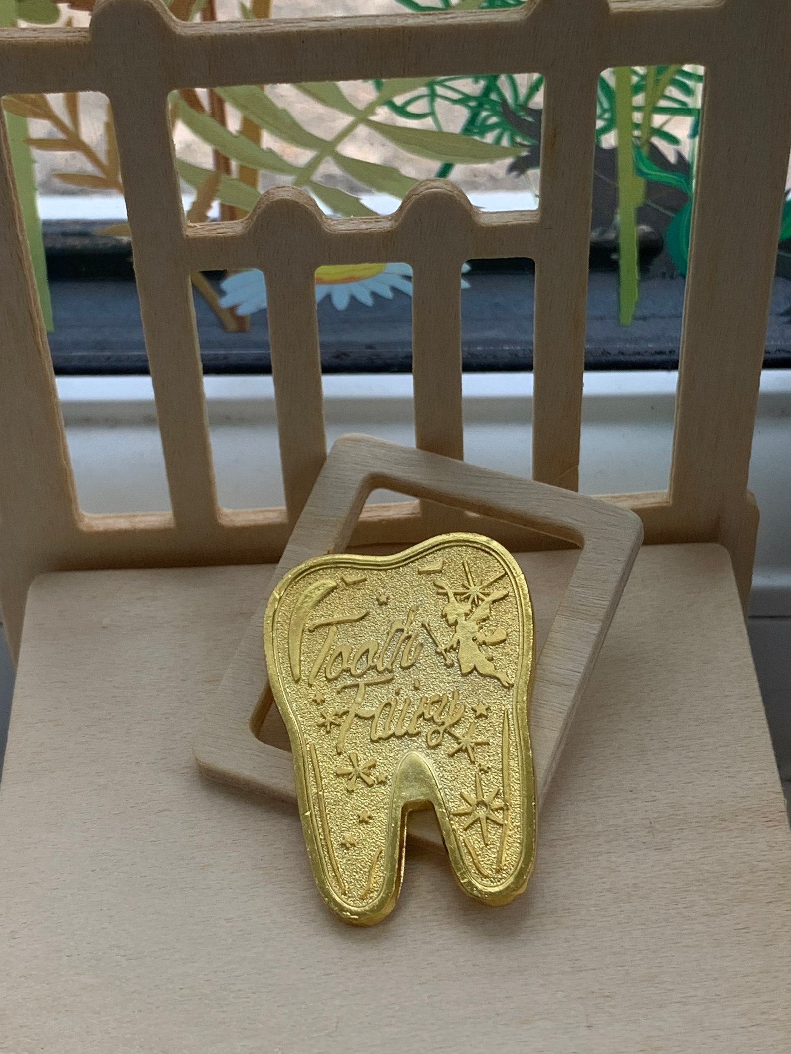 The Tooth Fairy's Secret : Leave Behind Magical Coins Instead of Money ...