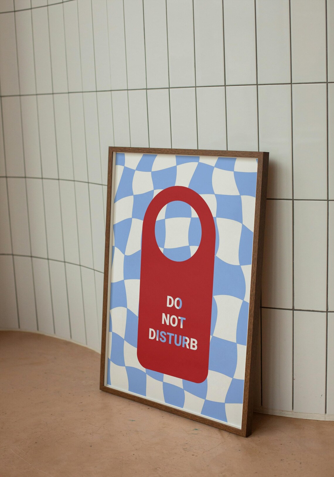 Modern Do Not Disturb Printable Door Hanger – Bold Red Design With Wavy ...
