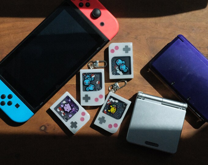 Made to Order Pokemon Gameboy Resin Shaker Keychain - Etsy