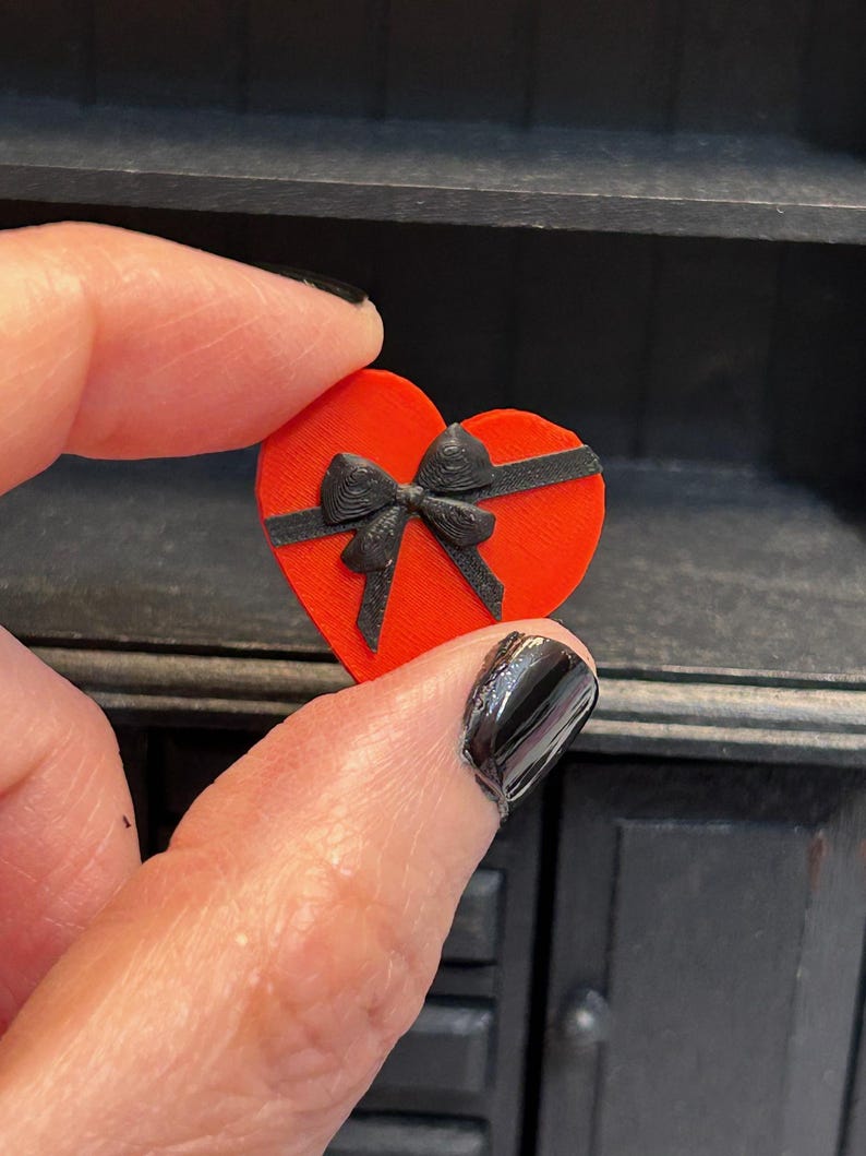 Miniature Heart Shaped Box With Removable Lid | 1:12 Scale - Etsy