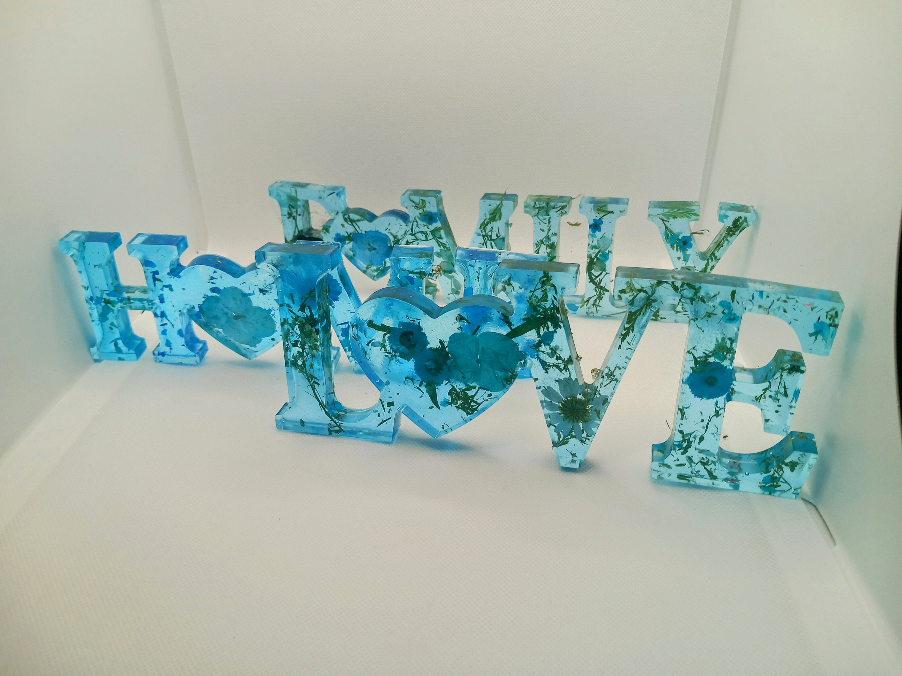 Personalised Freestanding Resin Sign Resin Word Plaque Flower Resin ...