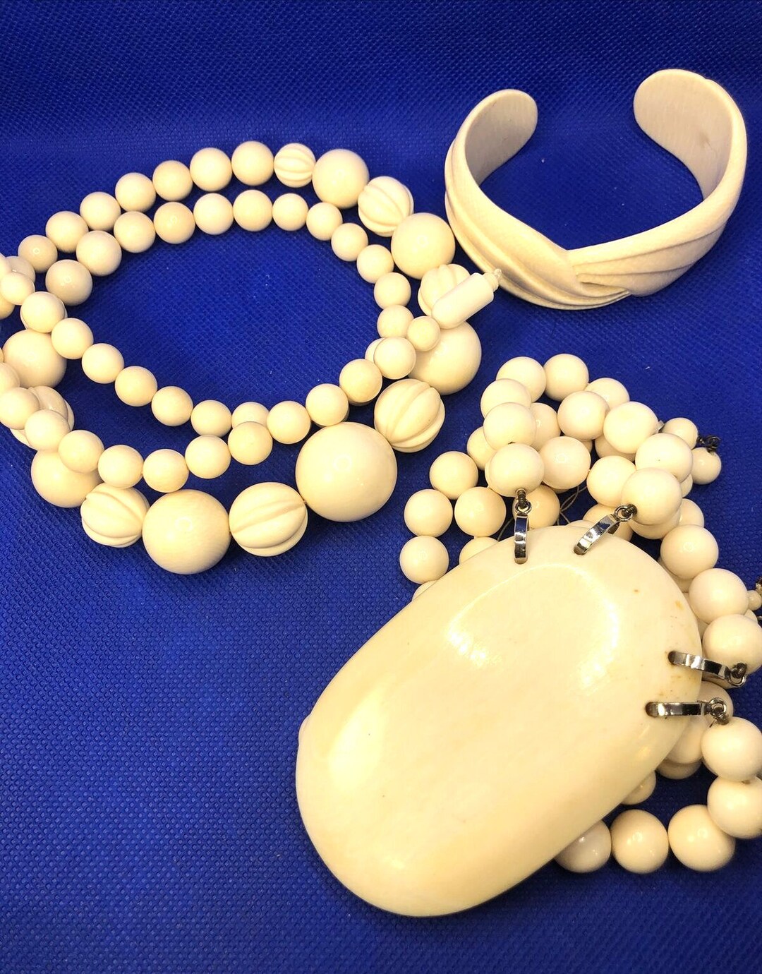 Vintage Art Deco Bakelite Celluloid Bead 3 Piece Lot Necklaces & Cuff ...