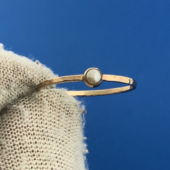 Gorgeous 10k Yellow Gold White Mabe Pearl Textured Ri… - Gem