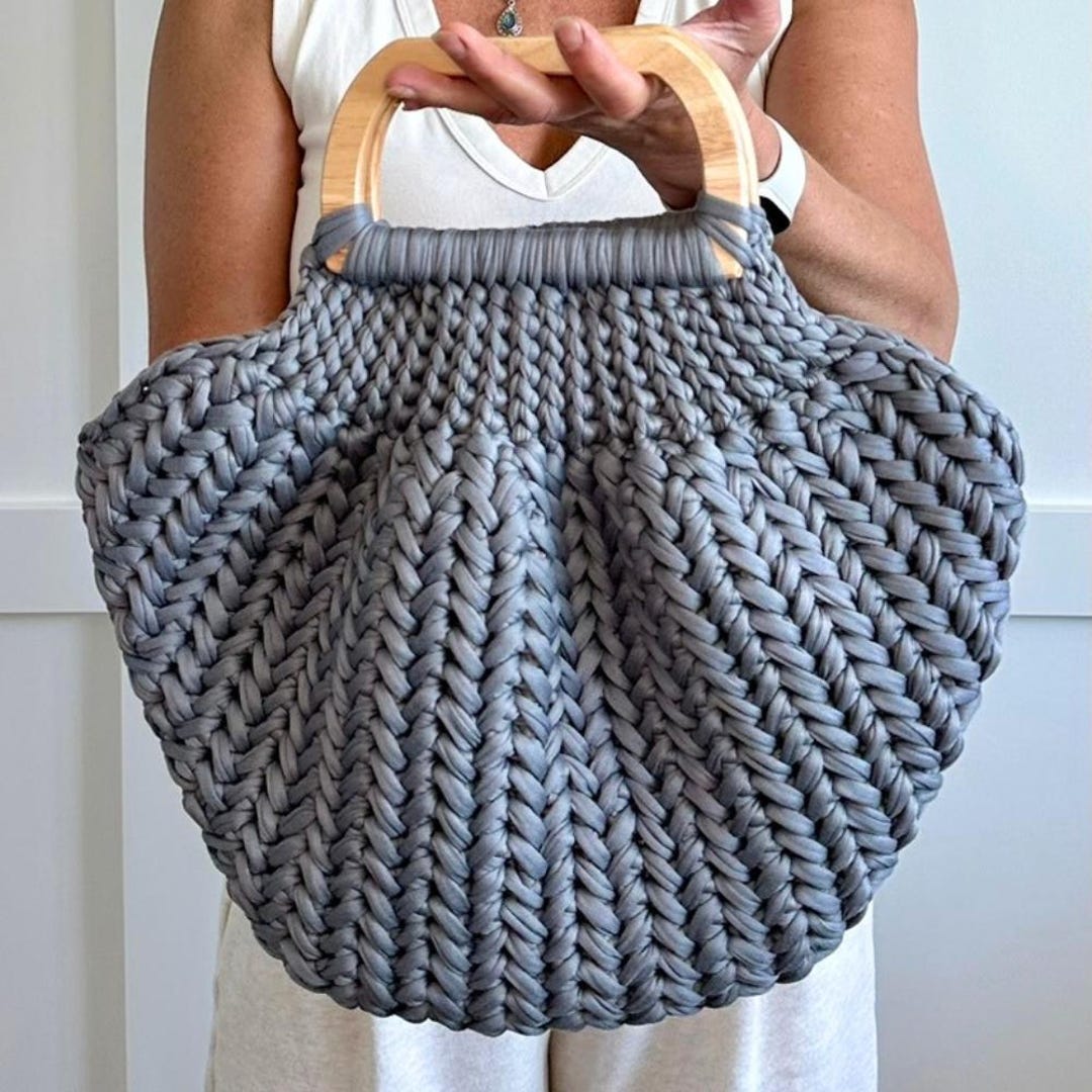 Crochet Bag Pattern With Wooden Handles, Crochet Handbag Pattern ...