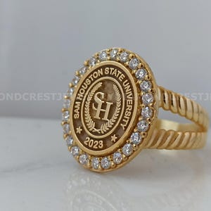Custom University Rings for Women - Personalized Graduation Gift ...