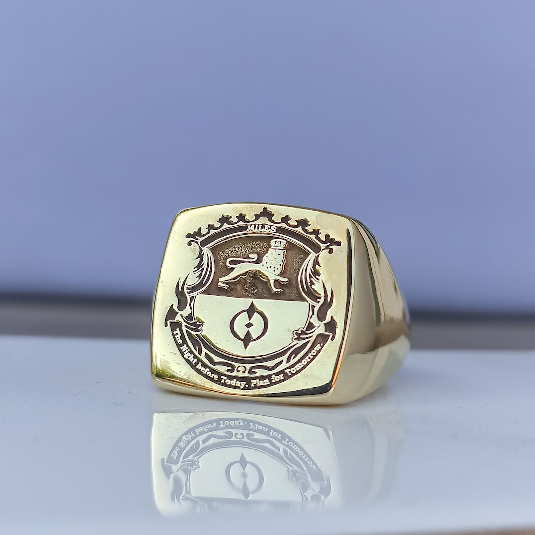 14K Gold Coat of Arms Ring, 14K Gold, Family Crest Rings, Custom Signet ...