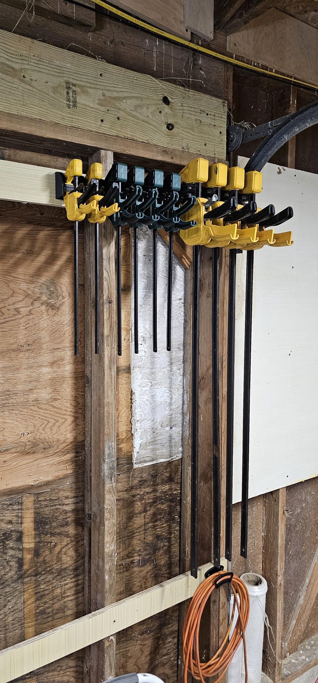 Wood Clamp Wall Mount for Dewalt 12" Medium Bar Clamp | Secure Clamp ...