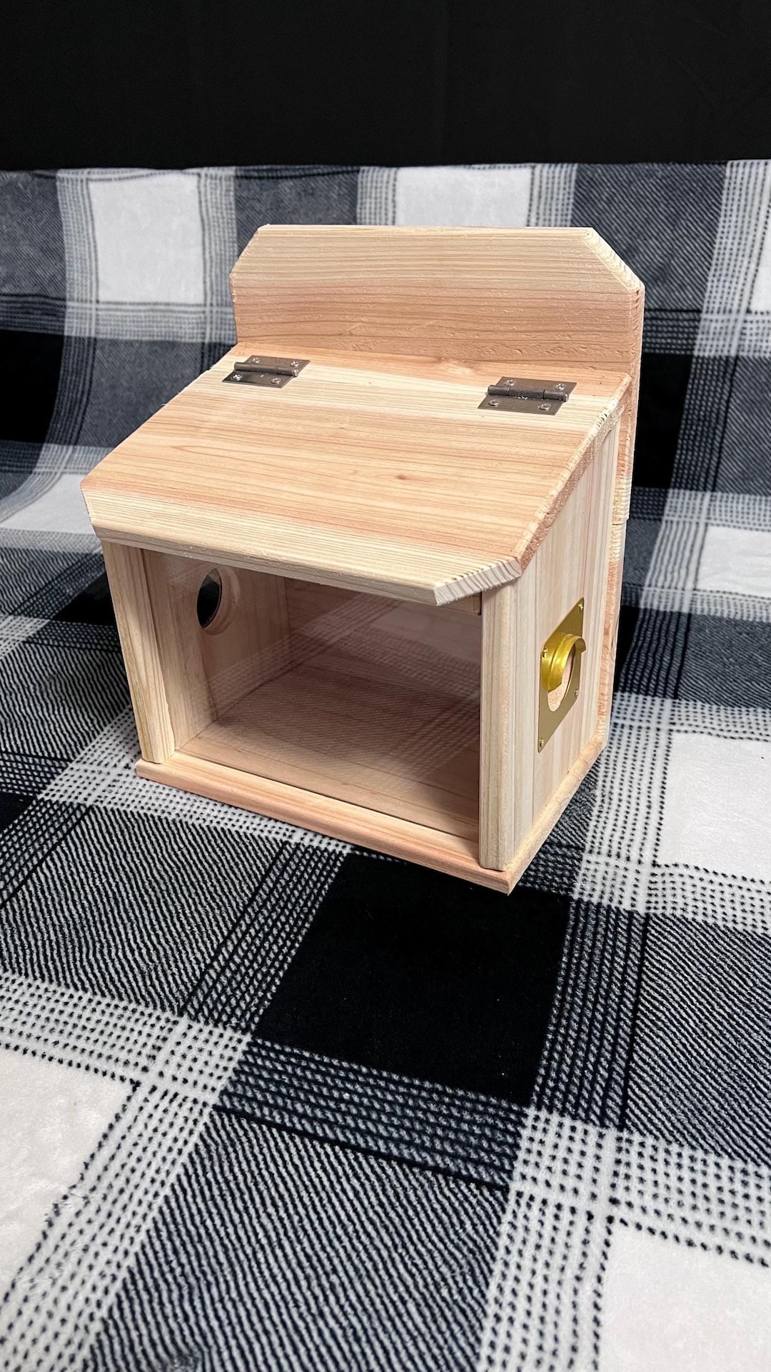 Large Cedar Chipmunk Dual Access Feeder With Predator Guard - Etsy