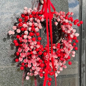 Cascading Red Pink Berry Mini Wreath, Frosted Red Berry for Entry Decor ...
