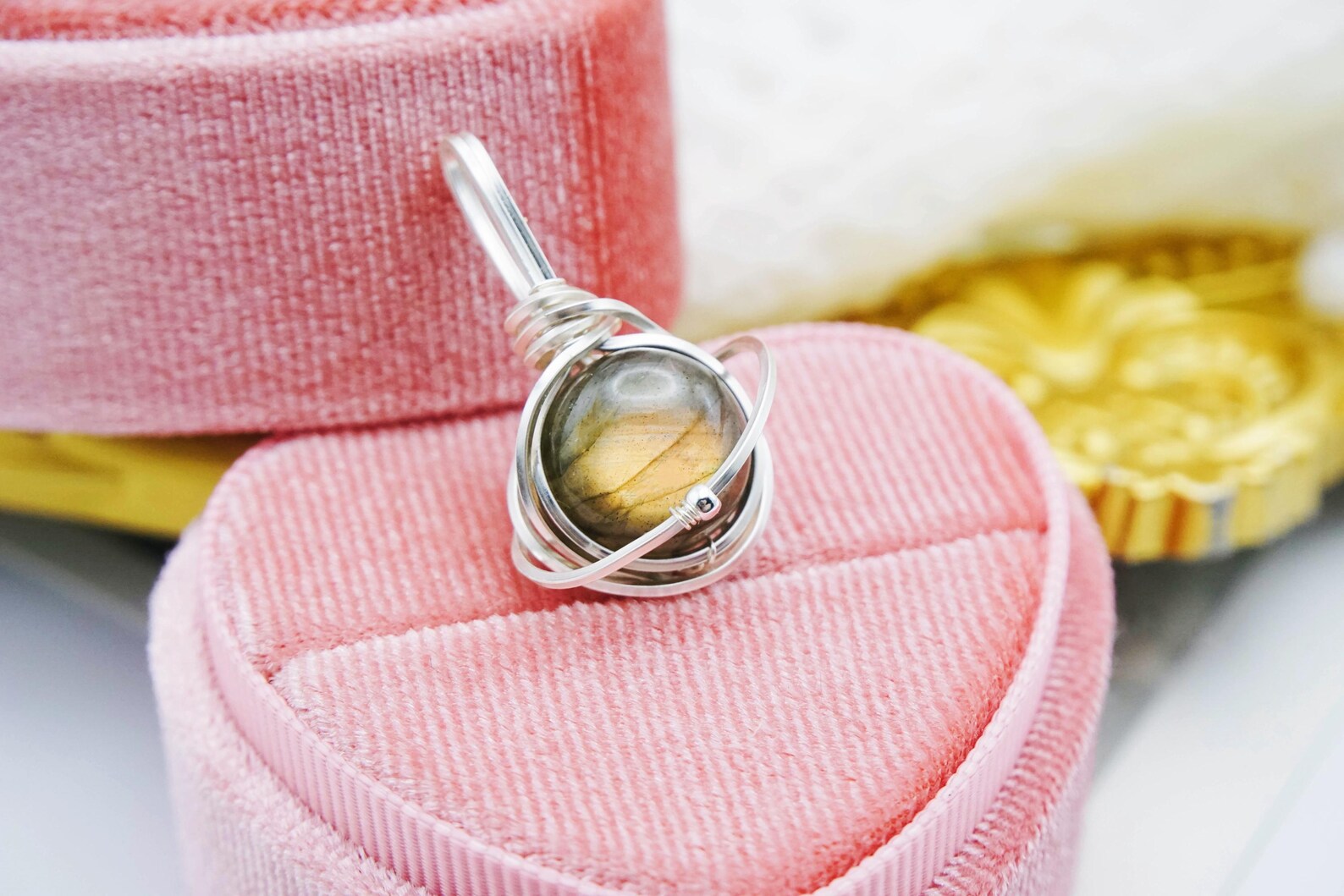 Gold Labradorite Saturn Planet Orb Necklace, Natural Labradorite Wire ...