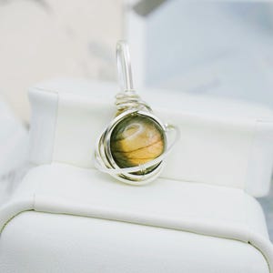 Gold Labradorite Saturn Planet Orb Necklace, Natural Labradorite Wire ...