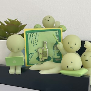 PREORDER: Little Green Man Enamel Pin - GLOWS - Etsy