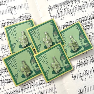 PREORDER: Little Green Man Enamel Pin - GLOWS - Etsy