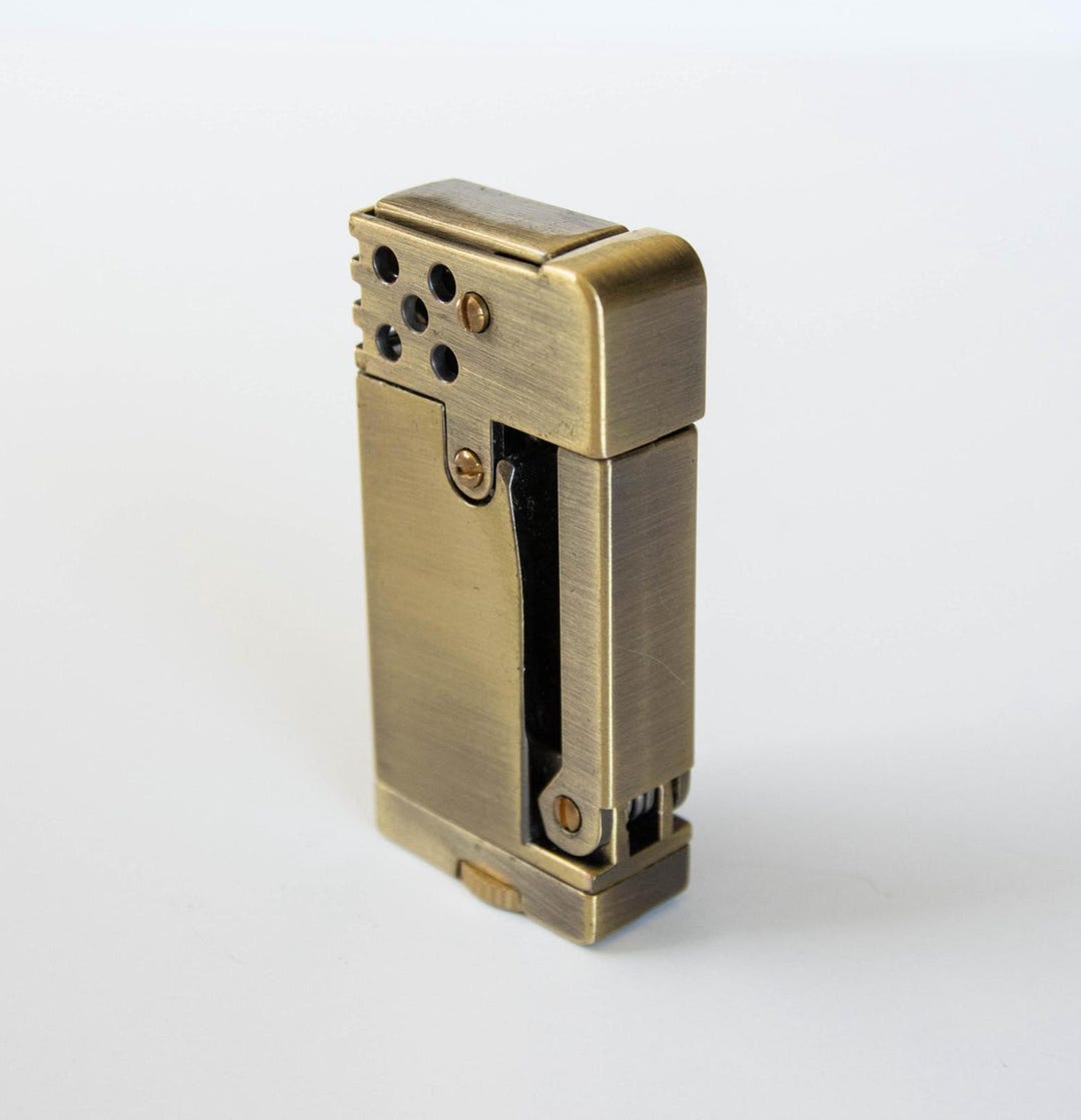 Retro Single Click Vintage Vibes Lighter - Uses Liquid Lighter Fluid ...