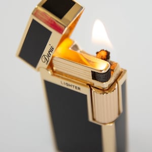 Classic Vintage Vibe Lighter - Uses Liquid Lighter Fluid and Common ...