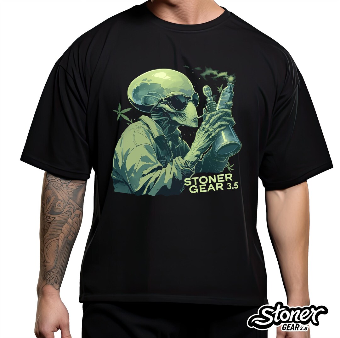 Alien Smoking Weed, Stoner Alien, Bong Smoker Unisex Stoner T-shirt - Etsy