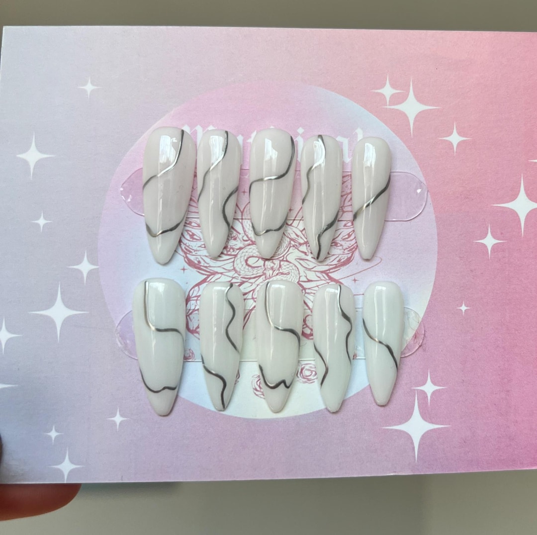 Milky White Silver Line Nails/hand Painted Nails/ Argylefake Nails ...