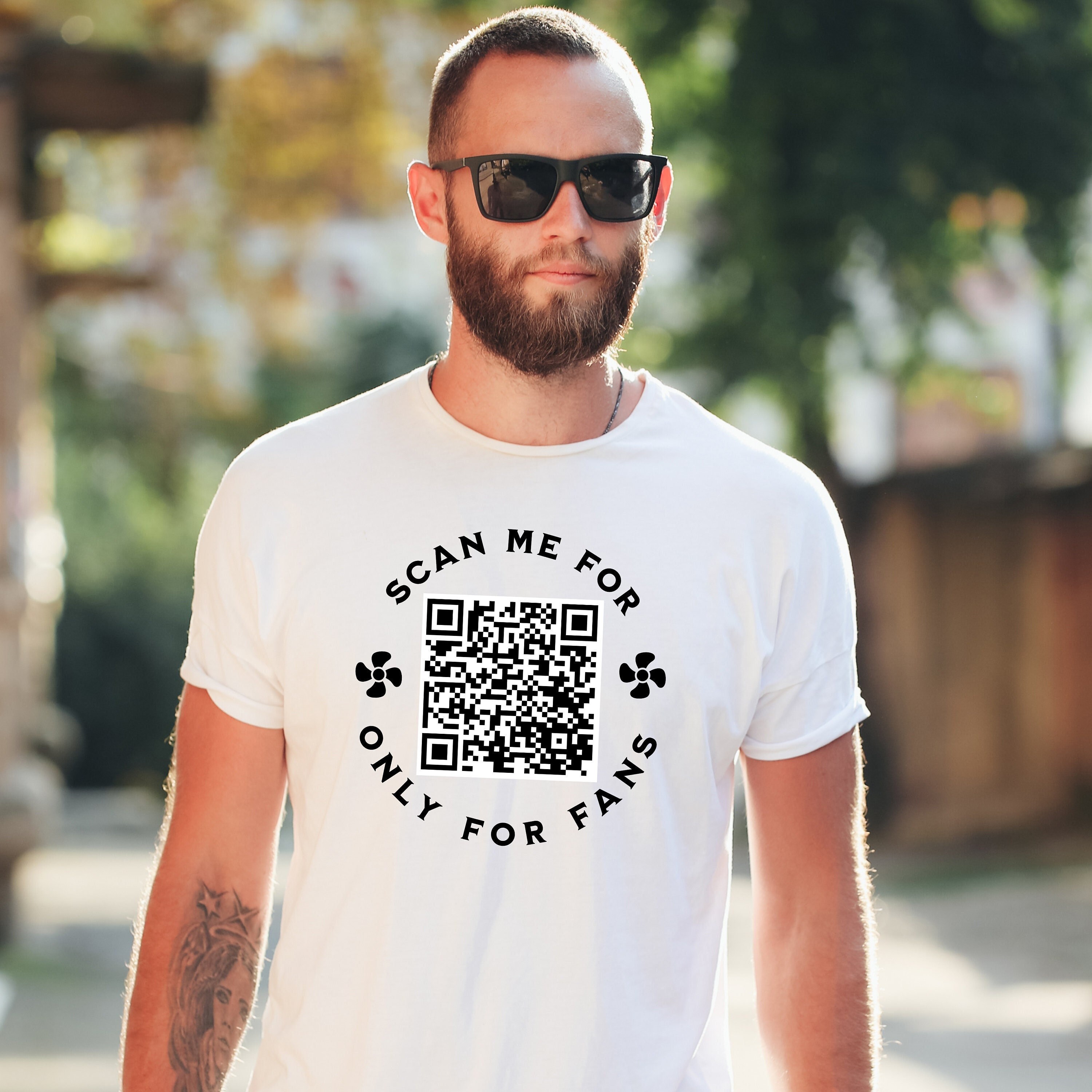 Scan Me Only for Fans, Funny Shirt With Custom QR Code Message, Funny ...