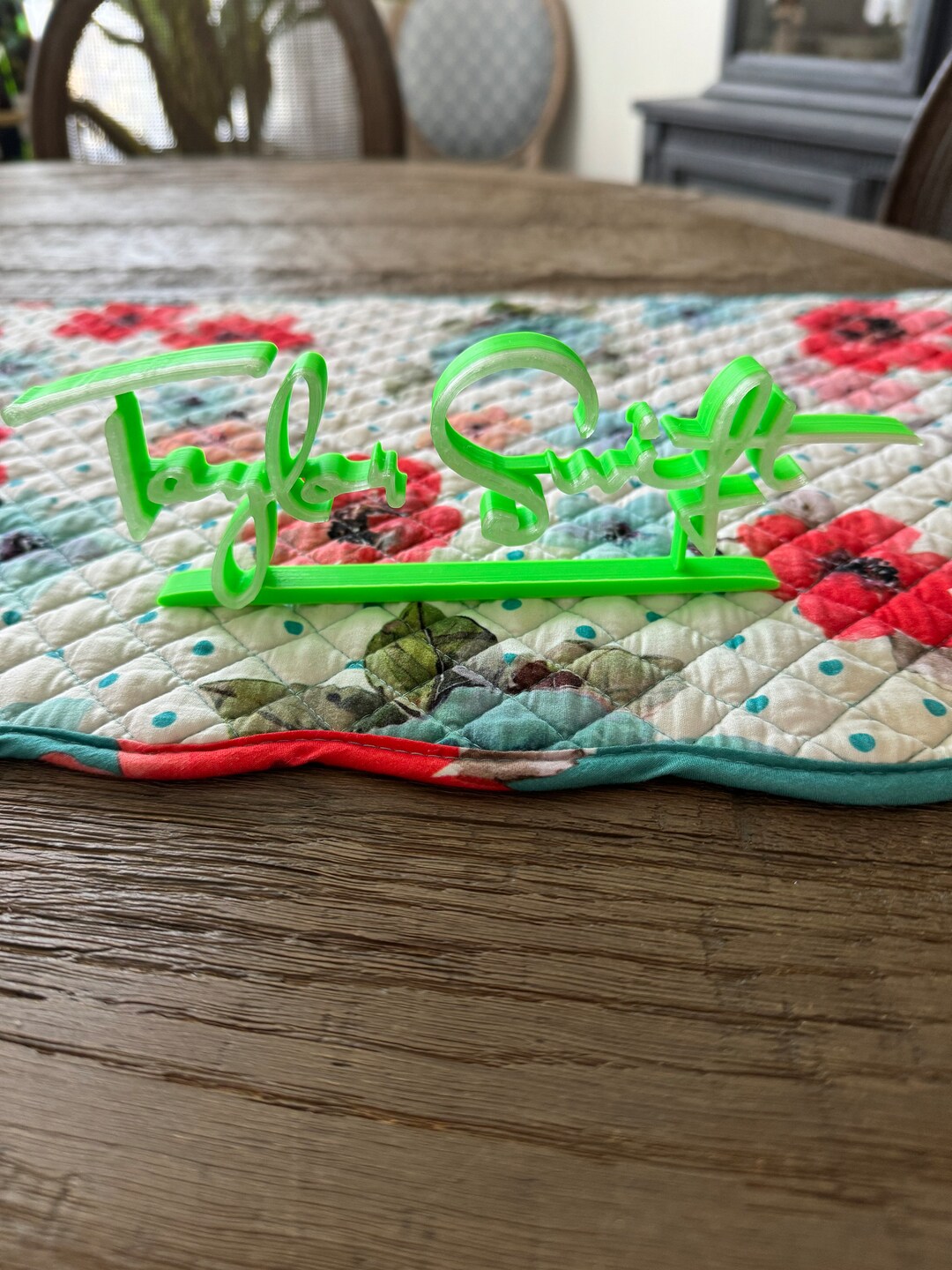 Taylor Swift Signature Desk Sign - Etsy