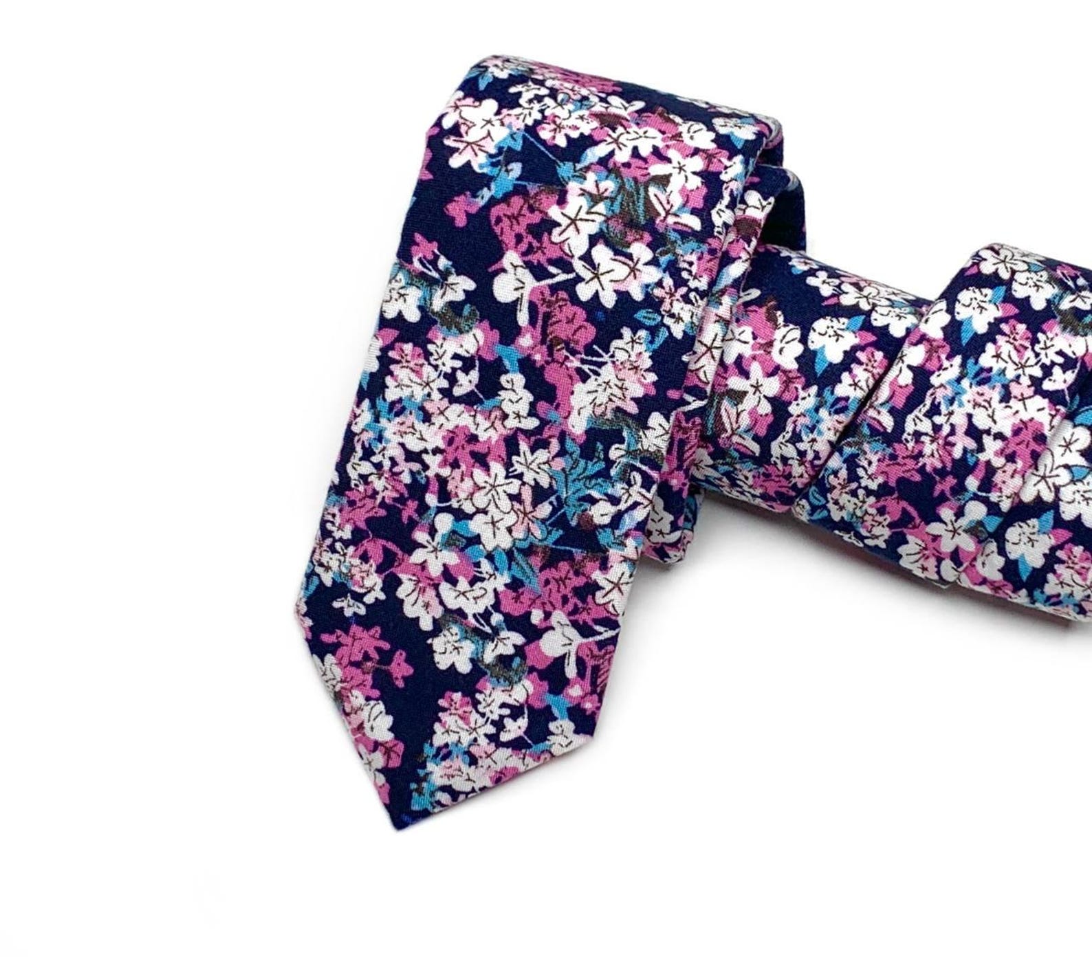 Navy Floral Necktie WISTERIA , LAVENDER , LILAC Floral Tie, Wedding ...