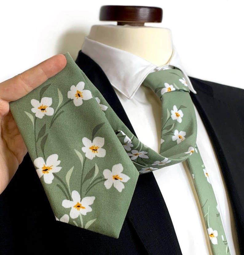DUSTY SAGE Floral Necktie , Sage Green Floral Tie, White Flowers ...