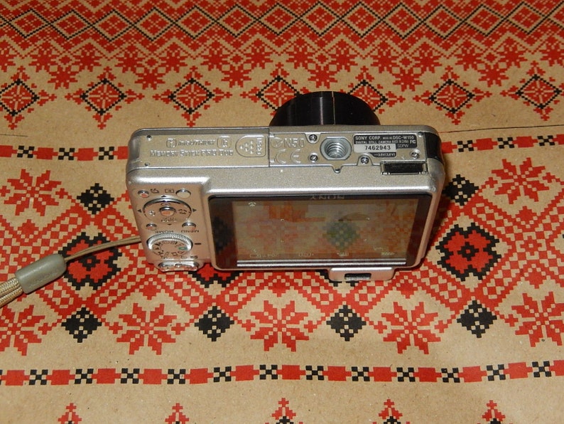 Vintage Retro Y2K Sony Cybershot DSC-W150 8.1 Mpixel Digital Top Camera ...