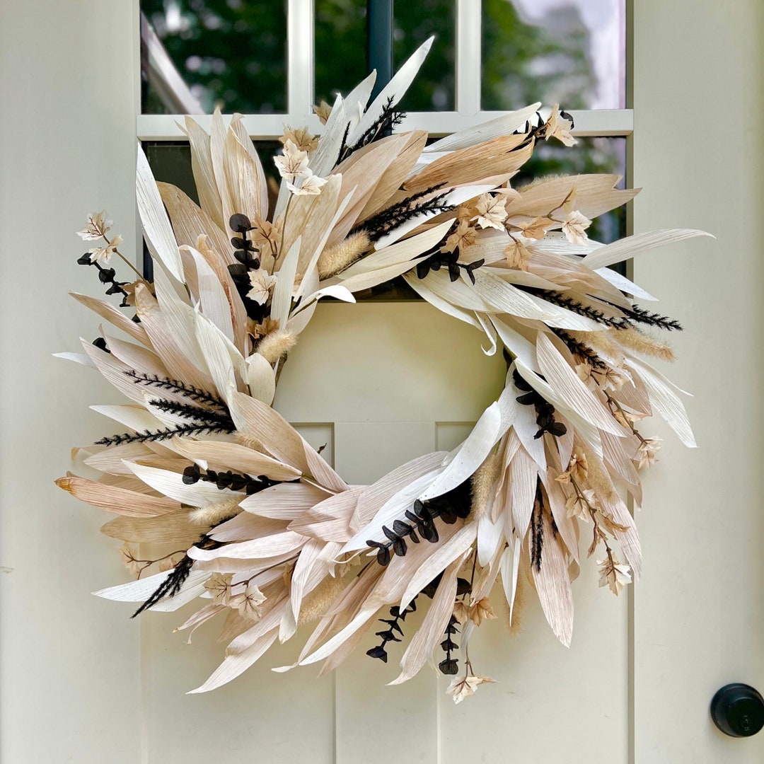 Neutral Halloween Wreath With Black Eucalyptus & Pampas | Beige Boho ...