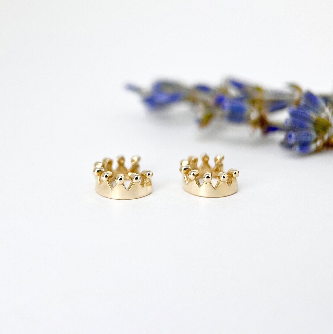 10K Solid Gold Dainty Crown Hoop Earrings, Yellow Solid Gold Small ...