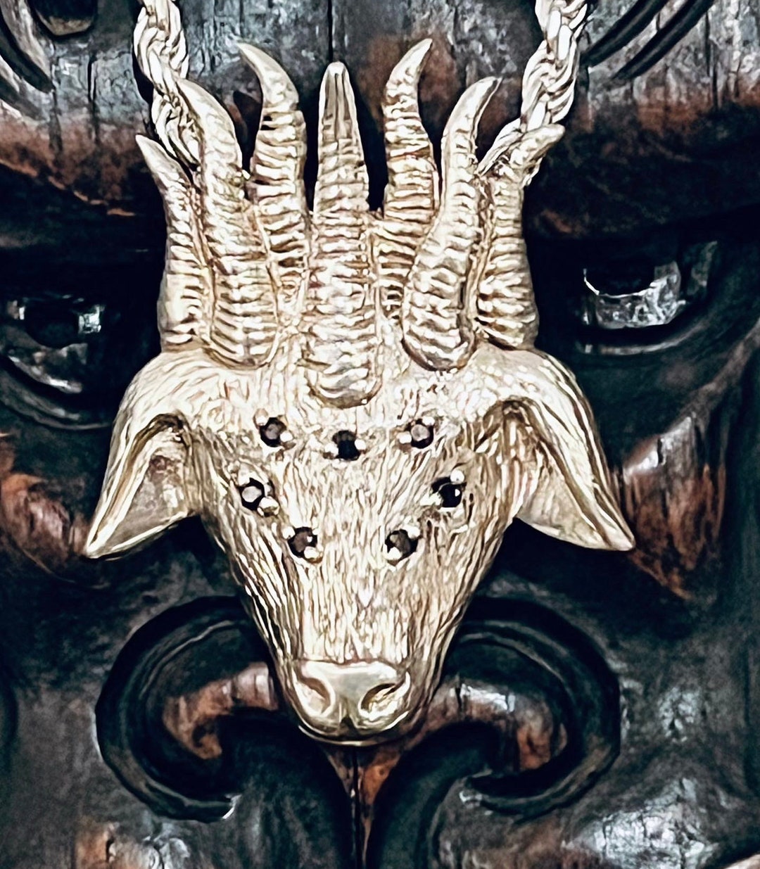 The Lamb of God Silver Diamond Pendant: Celtic Holy Relics Revelations ...