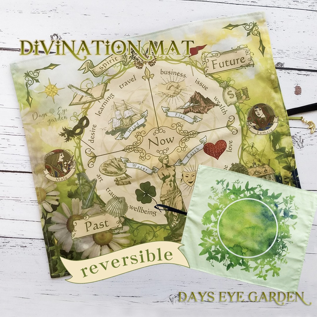 Charm Casting Mat / Divination Mat dayseyegarden - Etsy