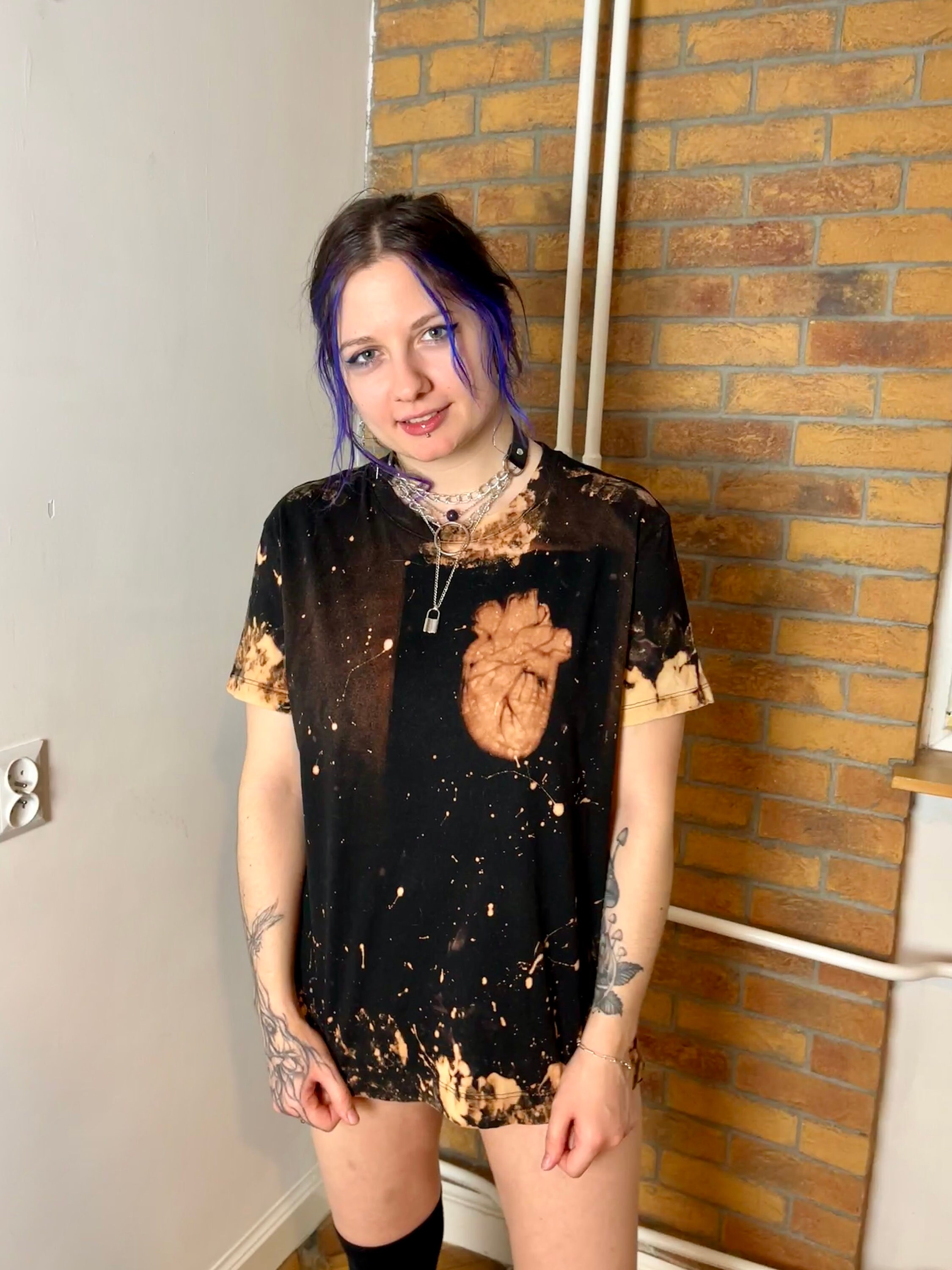 Custom Bleach Painted T-shirt - Etsy