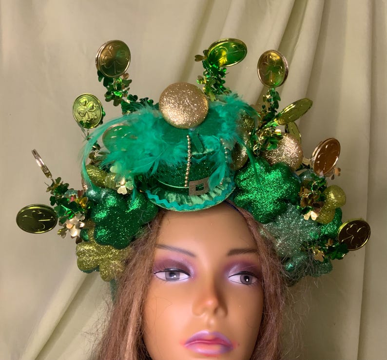 St Patrick's Day Crown: Green Clover Headband. Saint Patrick’s Parade ...