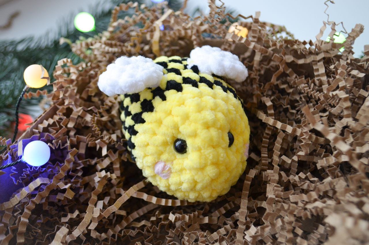 Bumble Bee Toy Bee Plush Crochet Toy Bee Knitted Stuffed Amigurumi Toy ...