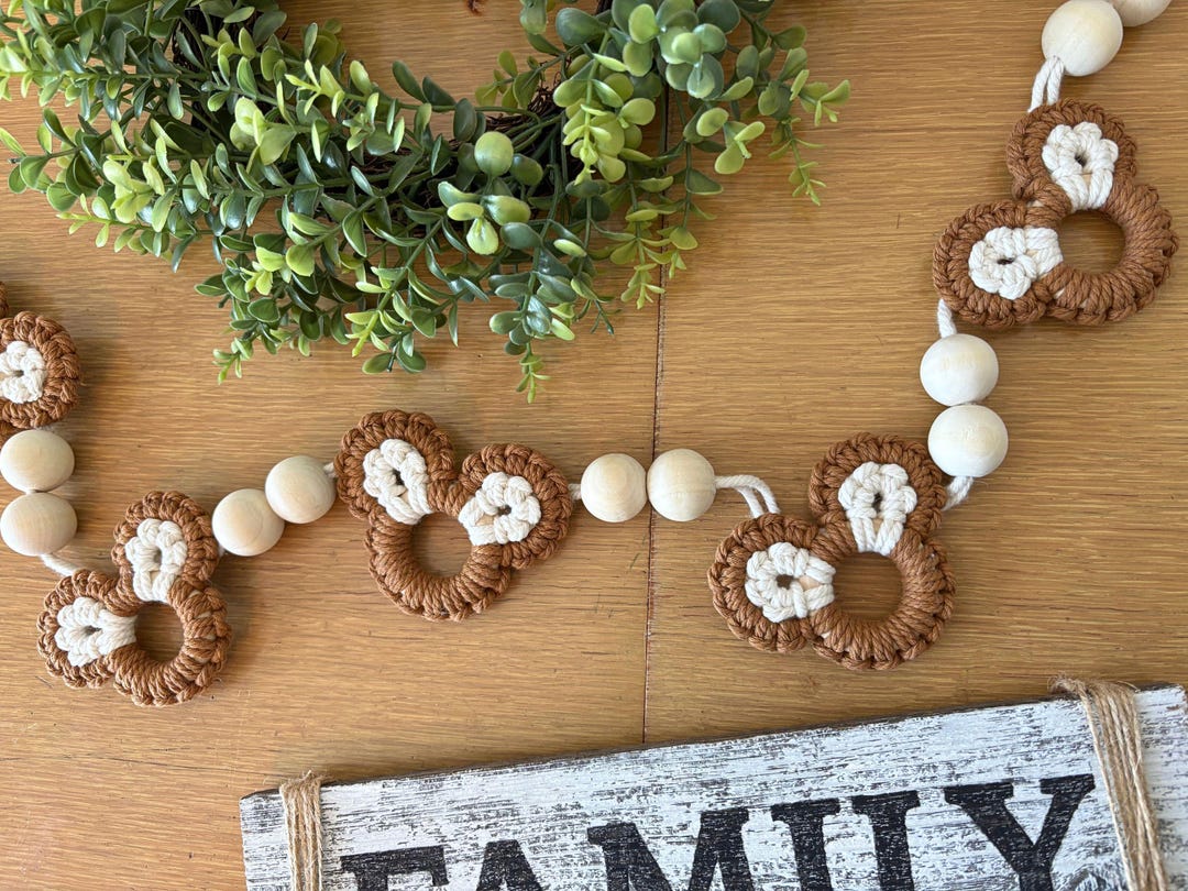 Macrame Teddy Bear Garland, Boho Nursery or Playroom Wall Hanging, Baby ...