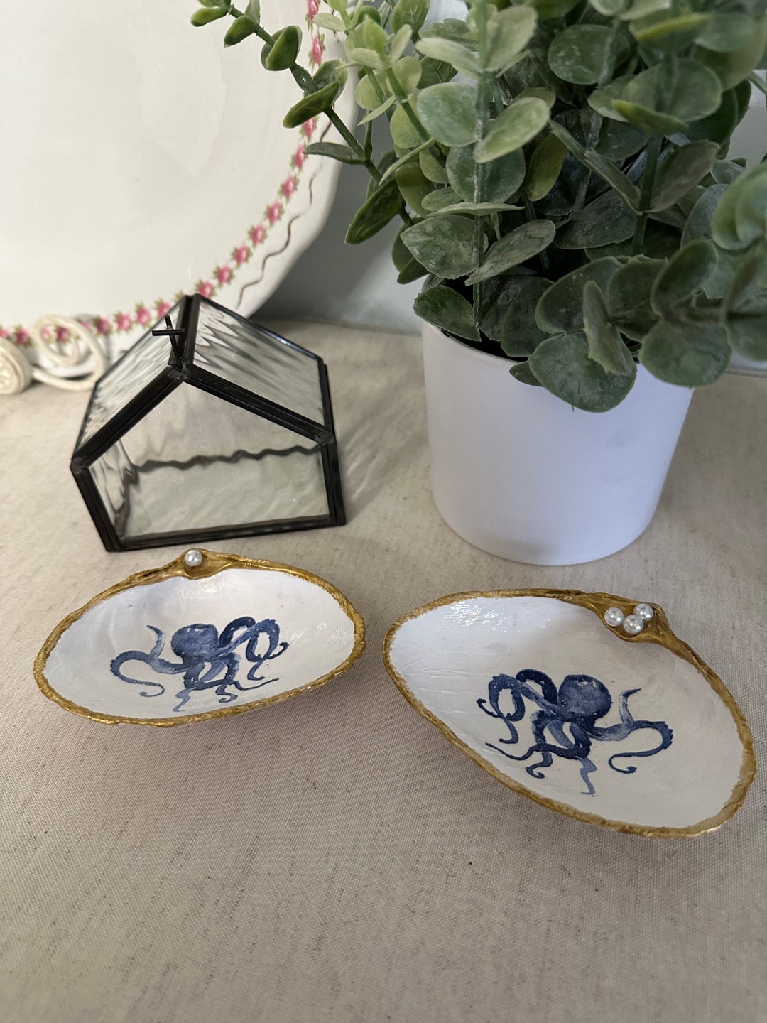 Decorative Clam Shell Octopus - Etsy
