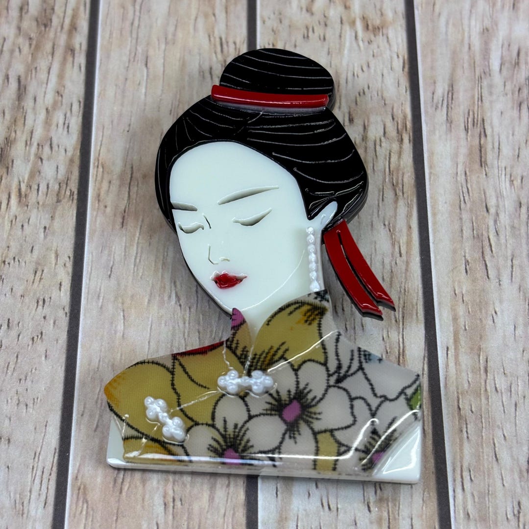 Japanese Geisha Girl , Brown Kimono Brooch, Womens Pin, Acrylic Jewelry ...