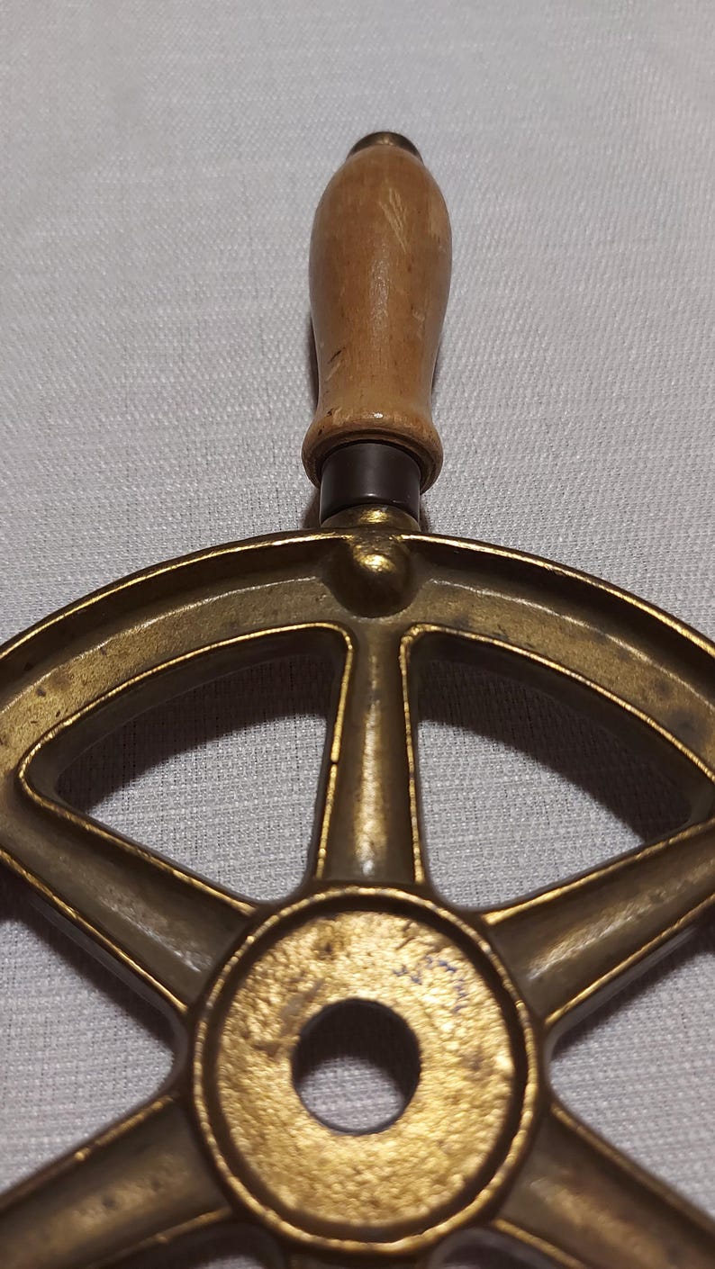 Vintage 12 Inch Six Handled Brass Copper and Wood Boat Wheel Wood ...