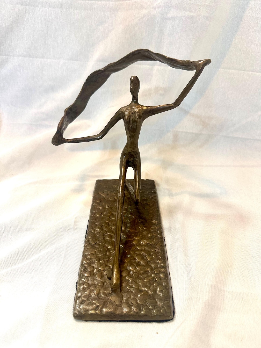 Abstract Bronze Modernist Sculpture – Elongated Human Form With Ribbon ...