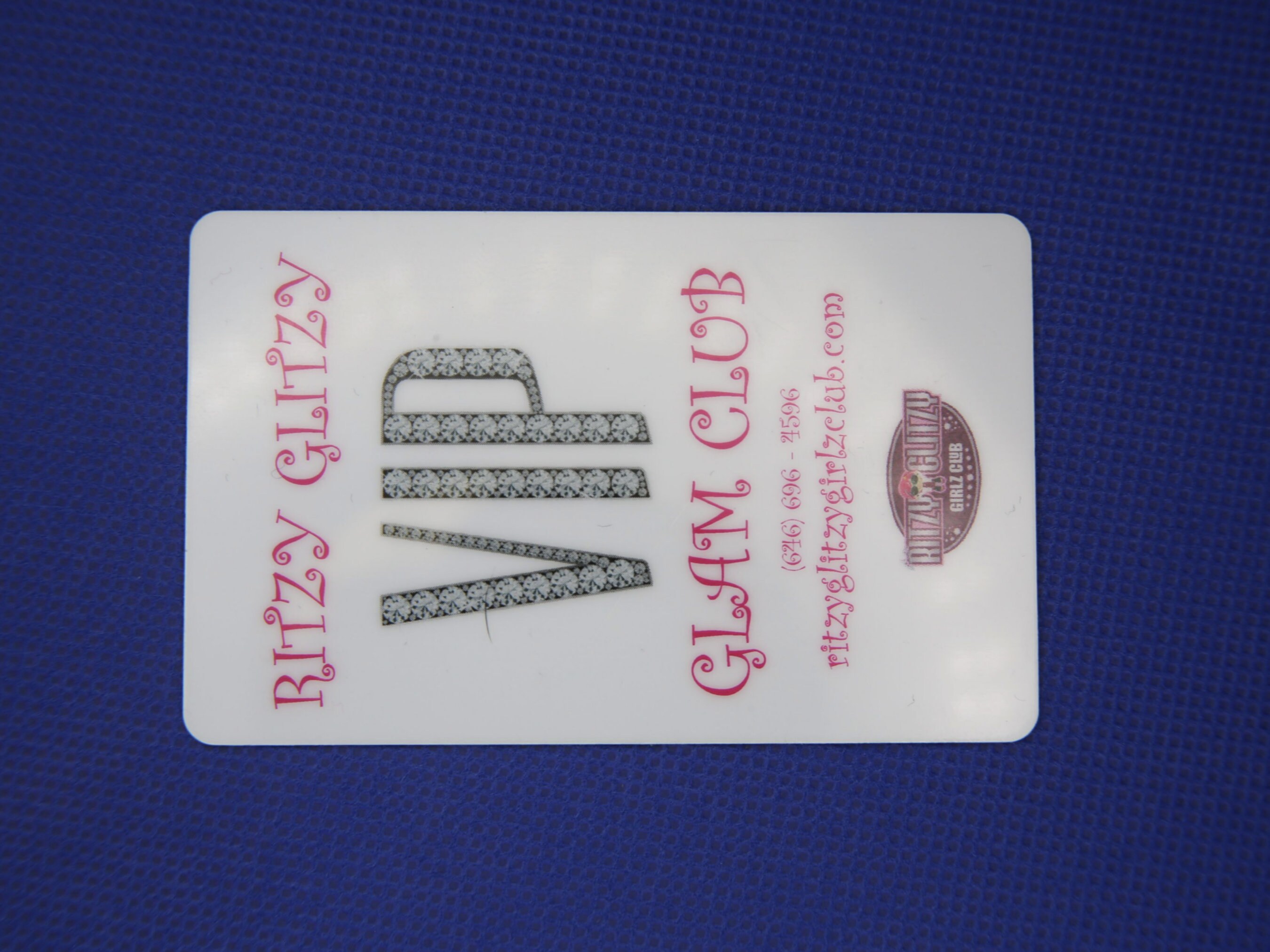 Custom Design Plastic Card Printing - Personalized Business ID Badge ...