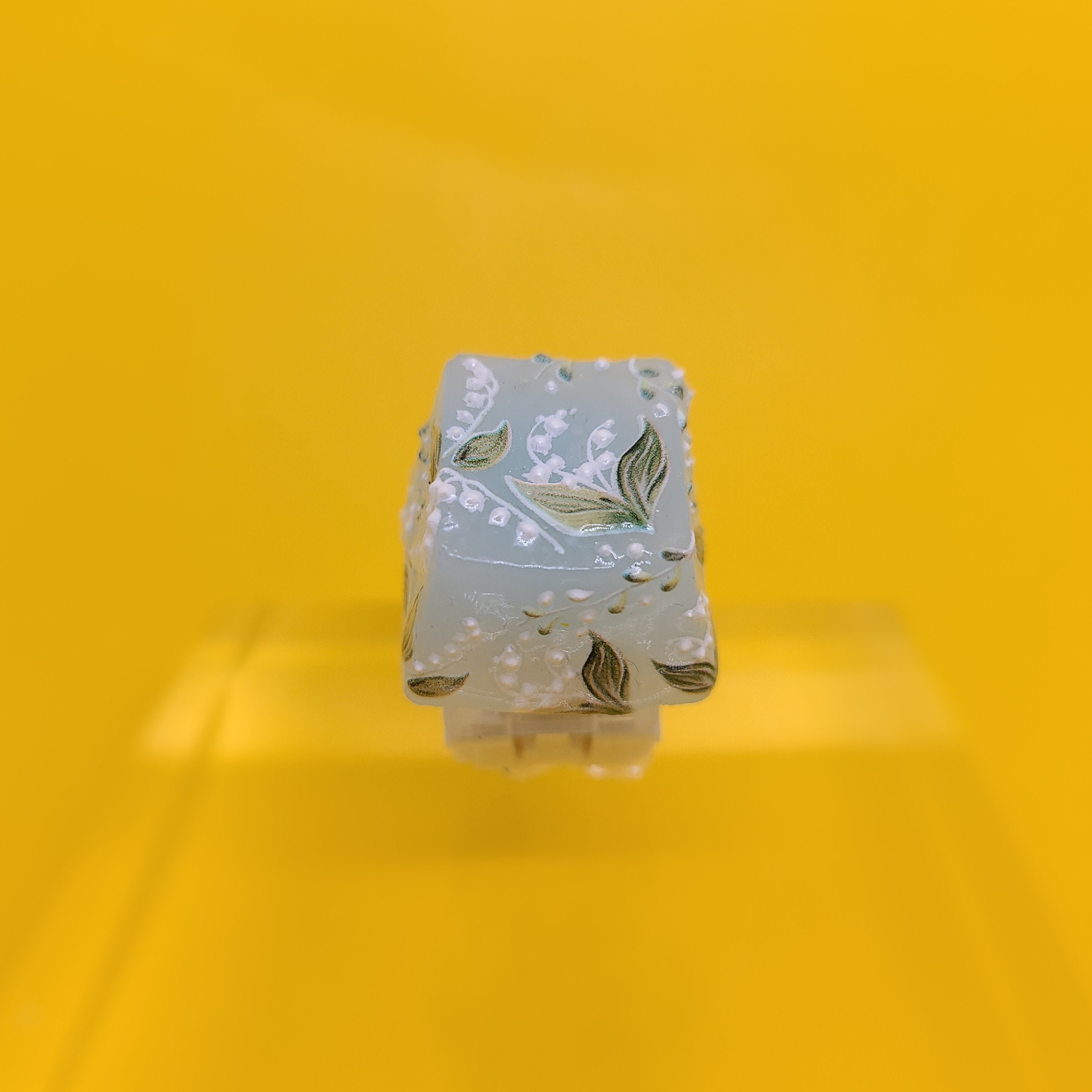 Classy Elegant Minimal Flower Keycap, Mechanical Keyboard, ESC Keycap ...