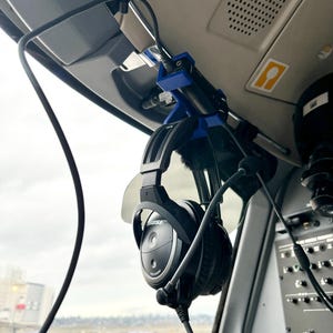 Bose A20 Boeing 737 Headset and Control Hanger - LIFETIME GUARANTEE - Etsy