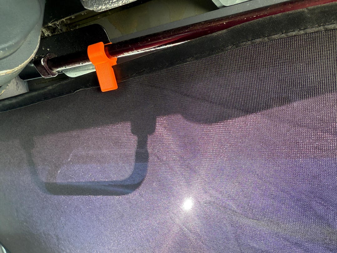 Kinder Fluff Window Shade Clips for Visor Rail on Boeing 737 and Other ...