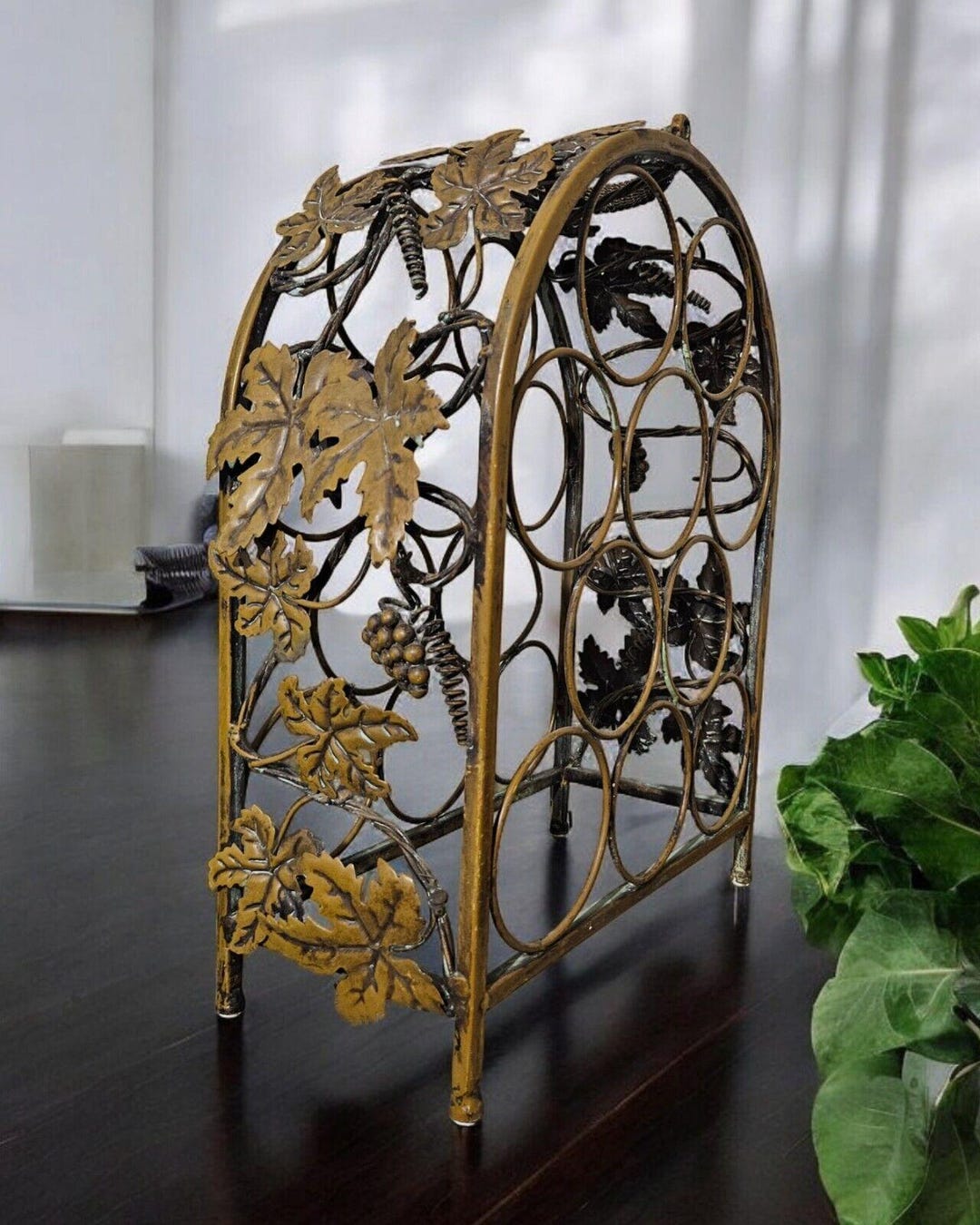 Vintage 10 Bottle Wine Rack Counter Top Grapes Leaves Metallic Wire ...