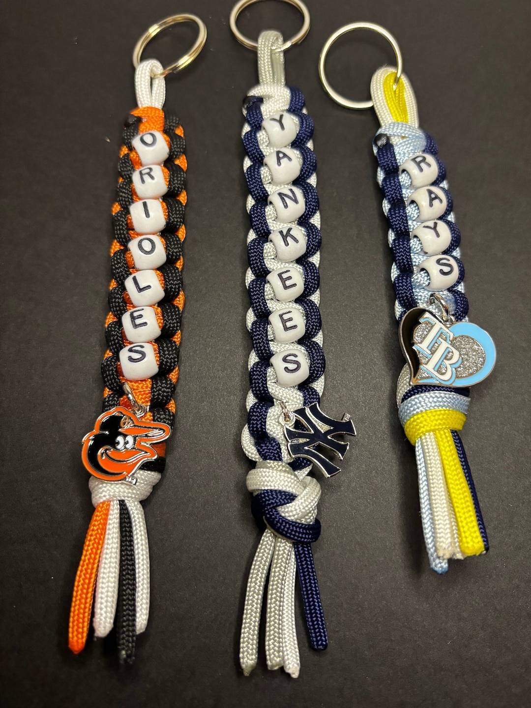 Baseball Keychains | Paracord Keychains | Baseball Paracord Keychains ...