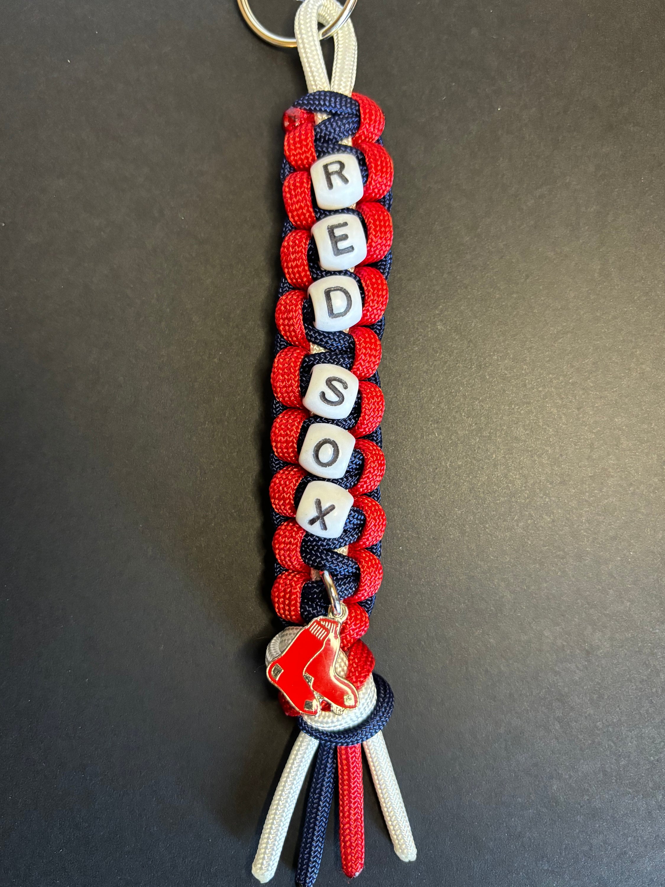 Baseball Keychains | Paracord Keychains | Baseball Paracord Keychains ...