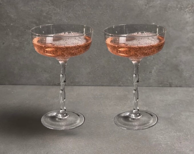 Dawn Coupe Glasses trendy, Elegant, Charming, Sophisticated, Modern ...