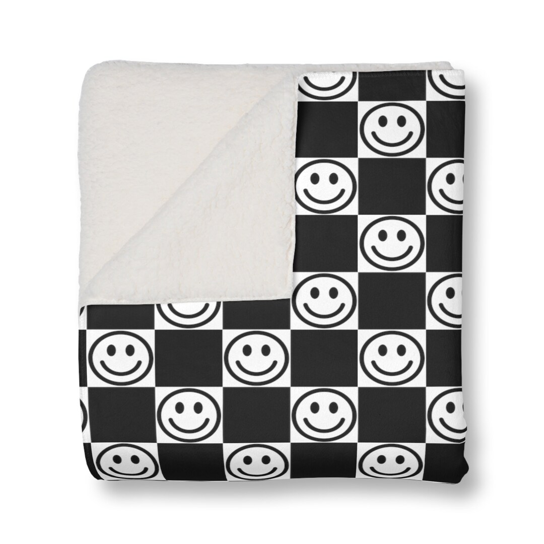 Black & White Checker Pattern Smiley Face Sherpa Blanket Minky ...