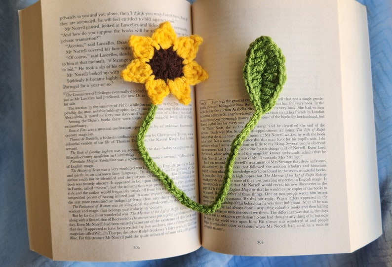 Sunflower Bookmark - Sunglower Crochet Bookmark - Etsy