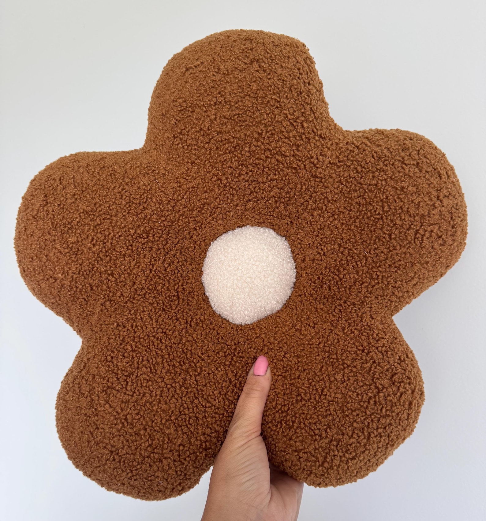 Large Daisy Cushion - Etsy